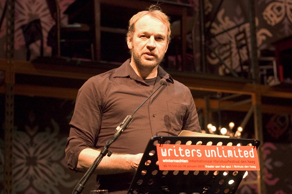 Tzum | Nieuws: Jan van Mersbergen fileert twee-ballen-recensie van ...