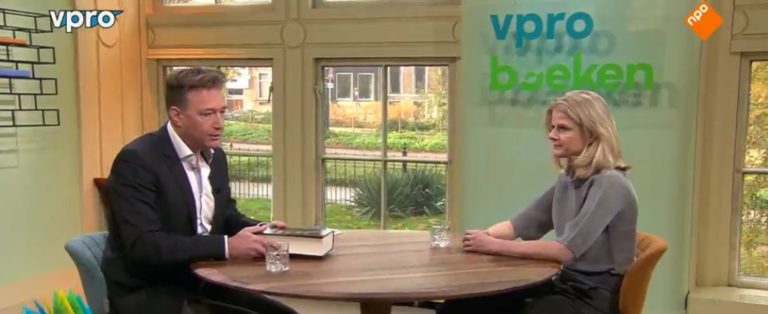 Tzum | Filmpje: Sasja Janssen en Madelon de Keizer bij VPRO Boeken - Tzum