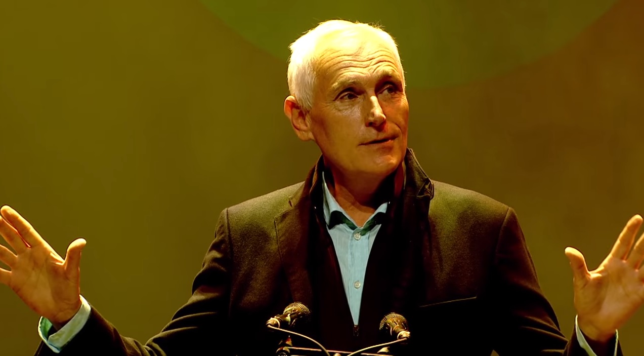 Tzum | Nieuws: Arthur Japin verovert met nieuwe roman vierde plek in ...