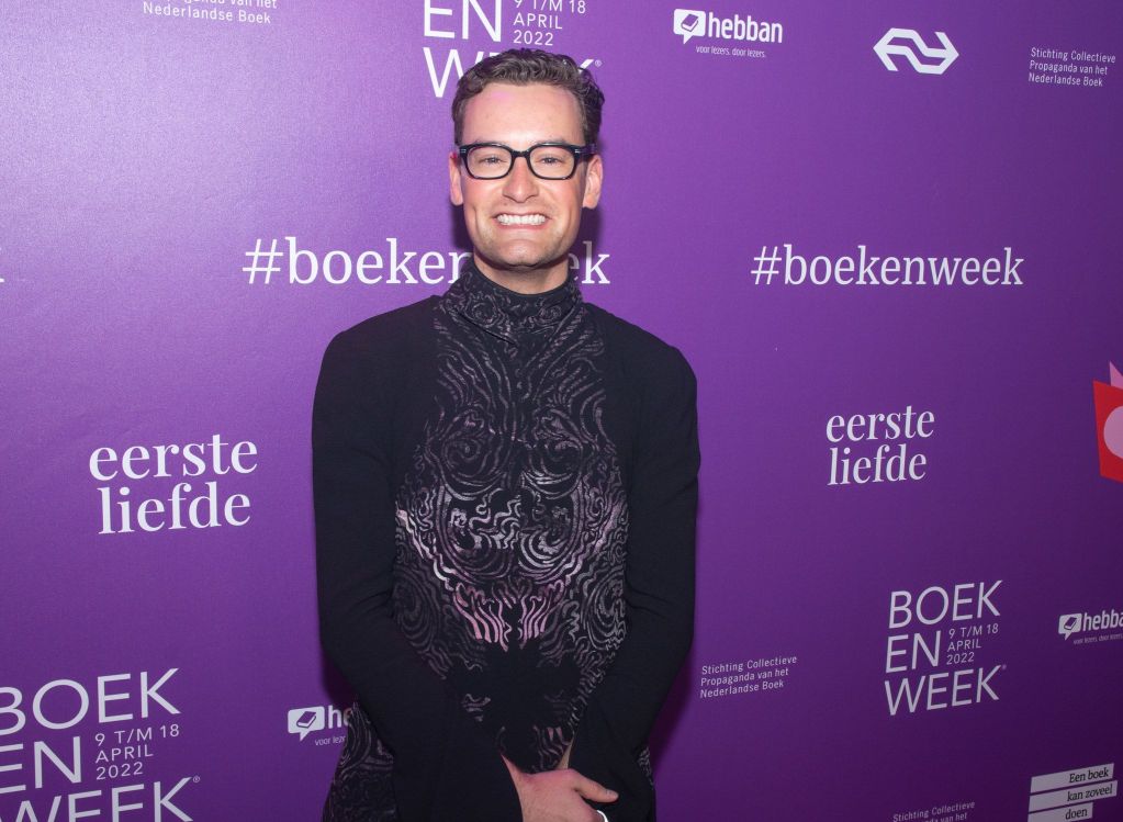 Tzum | Nieuws: NRC vindt nieuwe roman Splinter Chabot 'nagenoeg ...