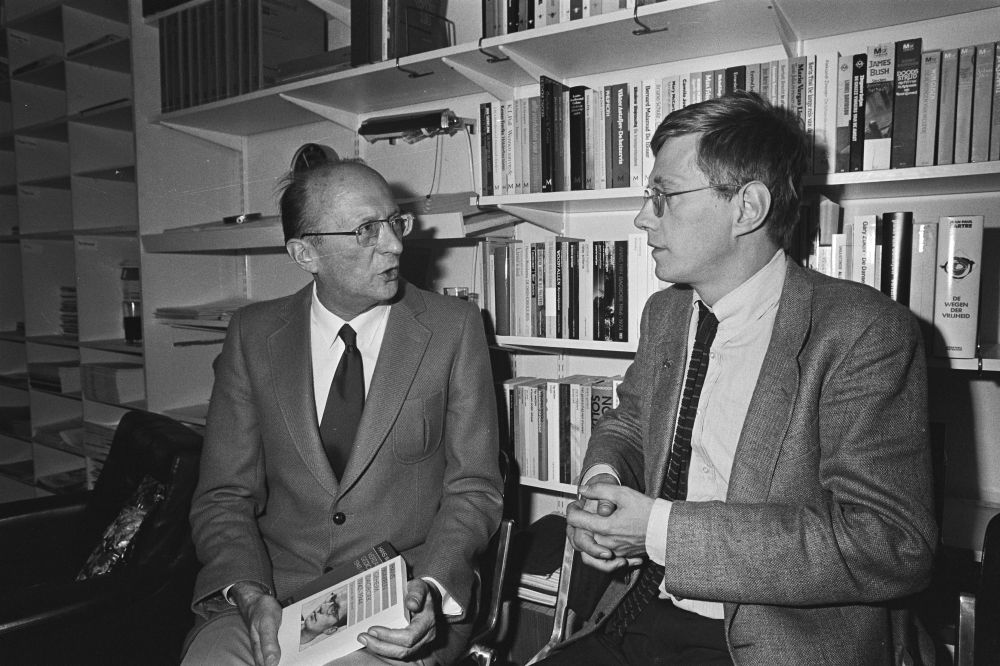 Tzum | Nieuws: Mario Molegraaf schreef vanaf 1995 vrijwel alle ...